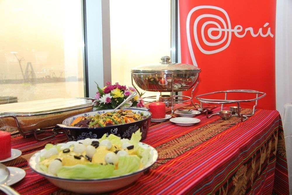 El consulado de Perú en Dubai oferta una vacante de empleo