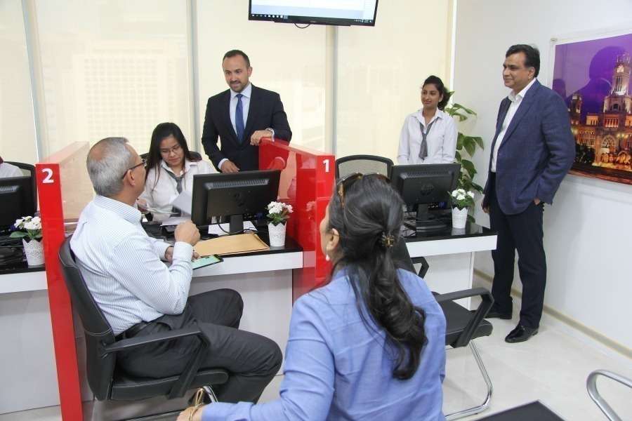 Dubai actualiza el protocolo Covid en ascensores y reduce la distancia ...