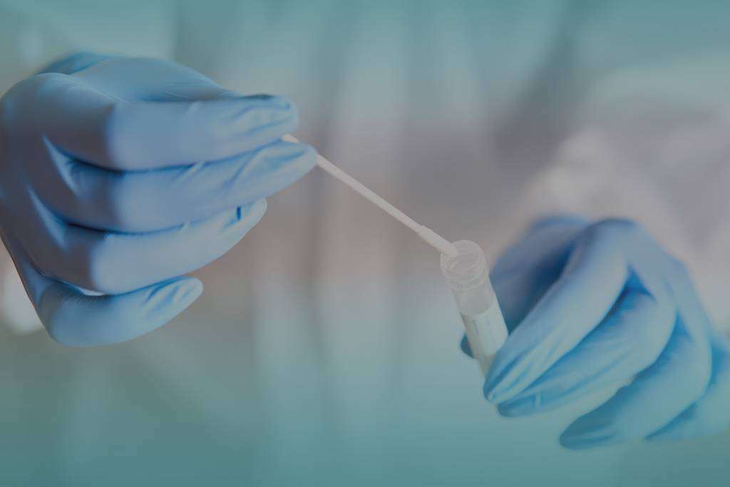 Abu Dhabi relaja la regla de prueba PCR para estudiantes